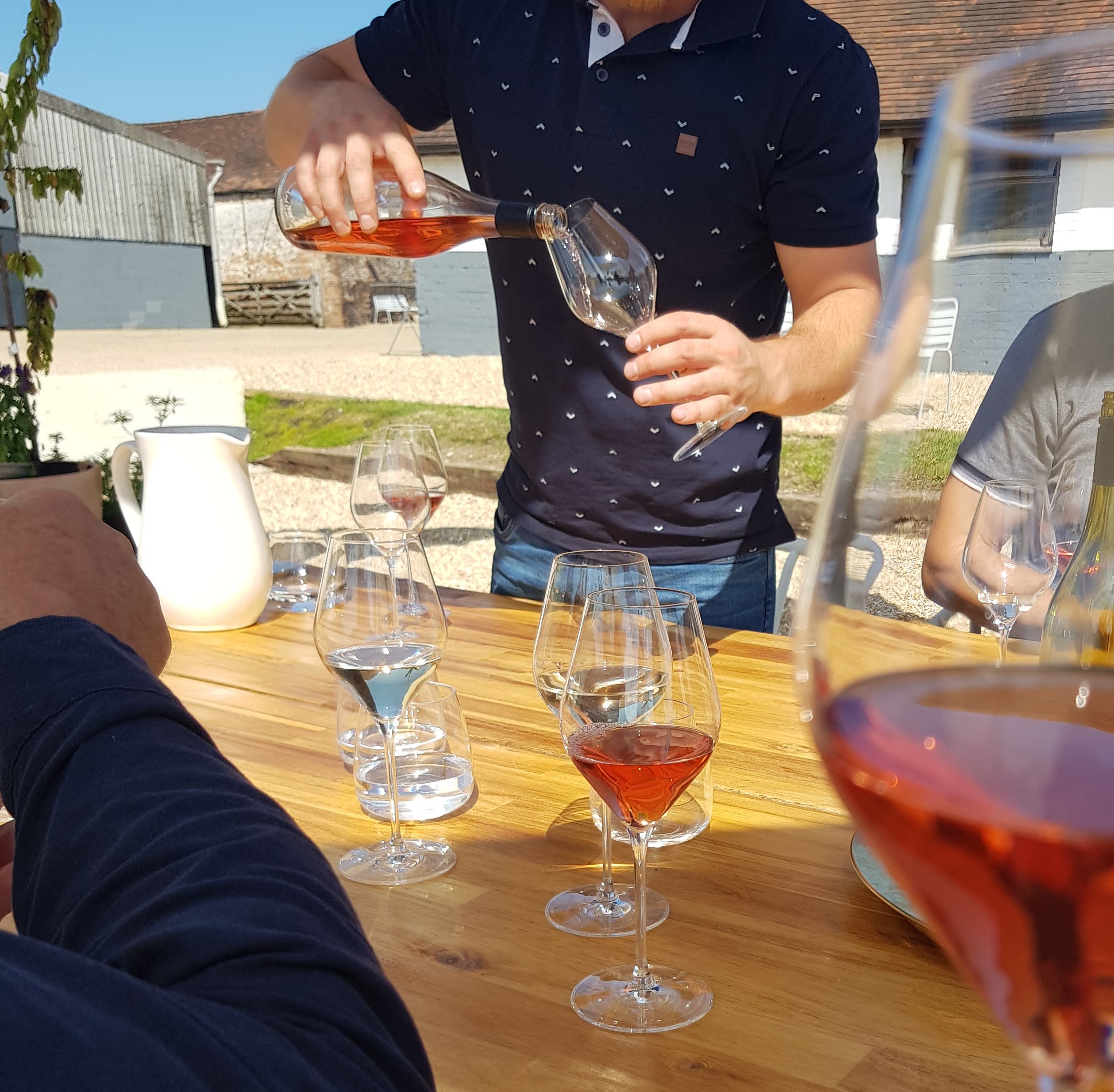 The vine post - Vineyard Magazine